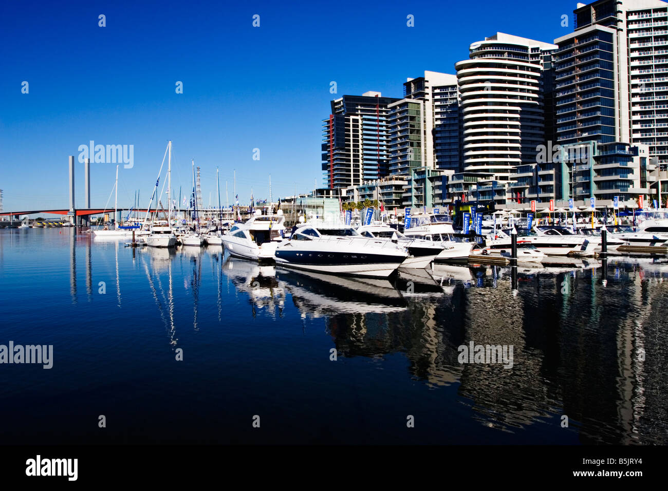 Melbourne Docklands / The NewQuay Residential and Marina Precinct in ...
