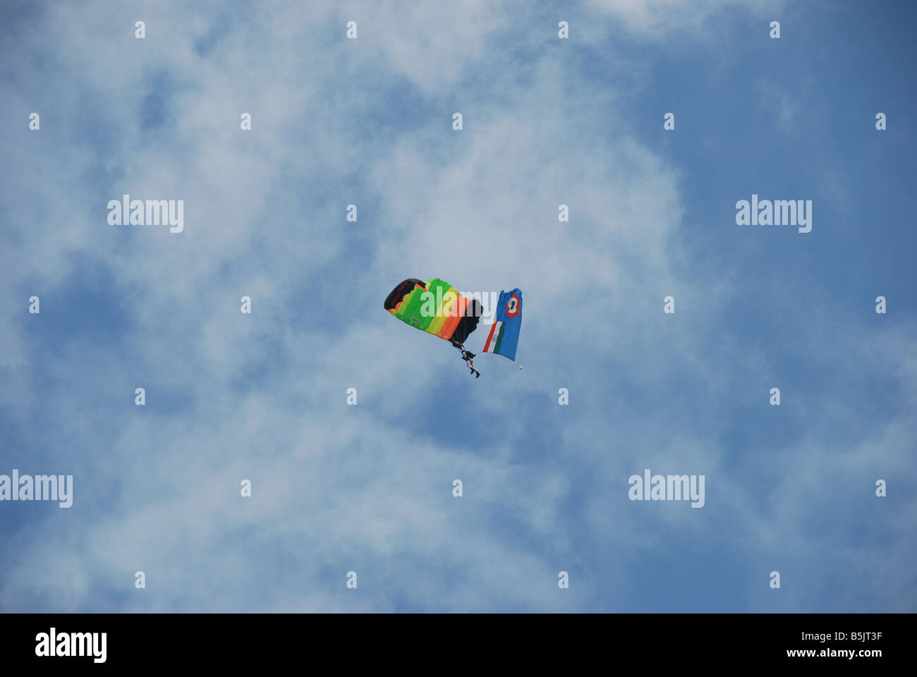 Canopy of a parachute hi-res stock photography and images - Alamy