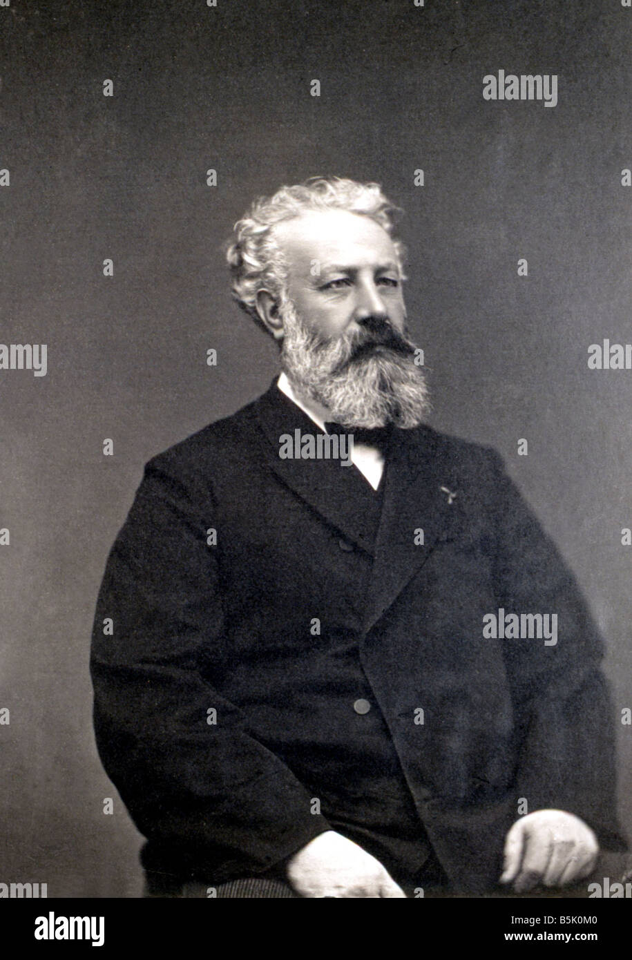 Jules verne portrait hi-res stock photography and images - Alamy
