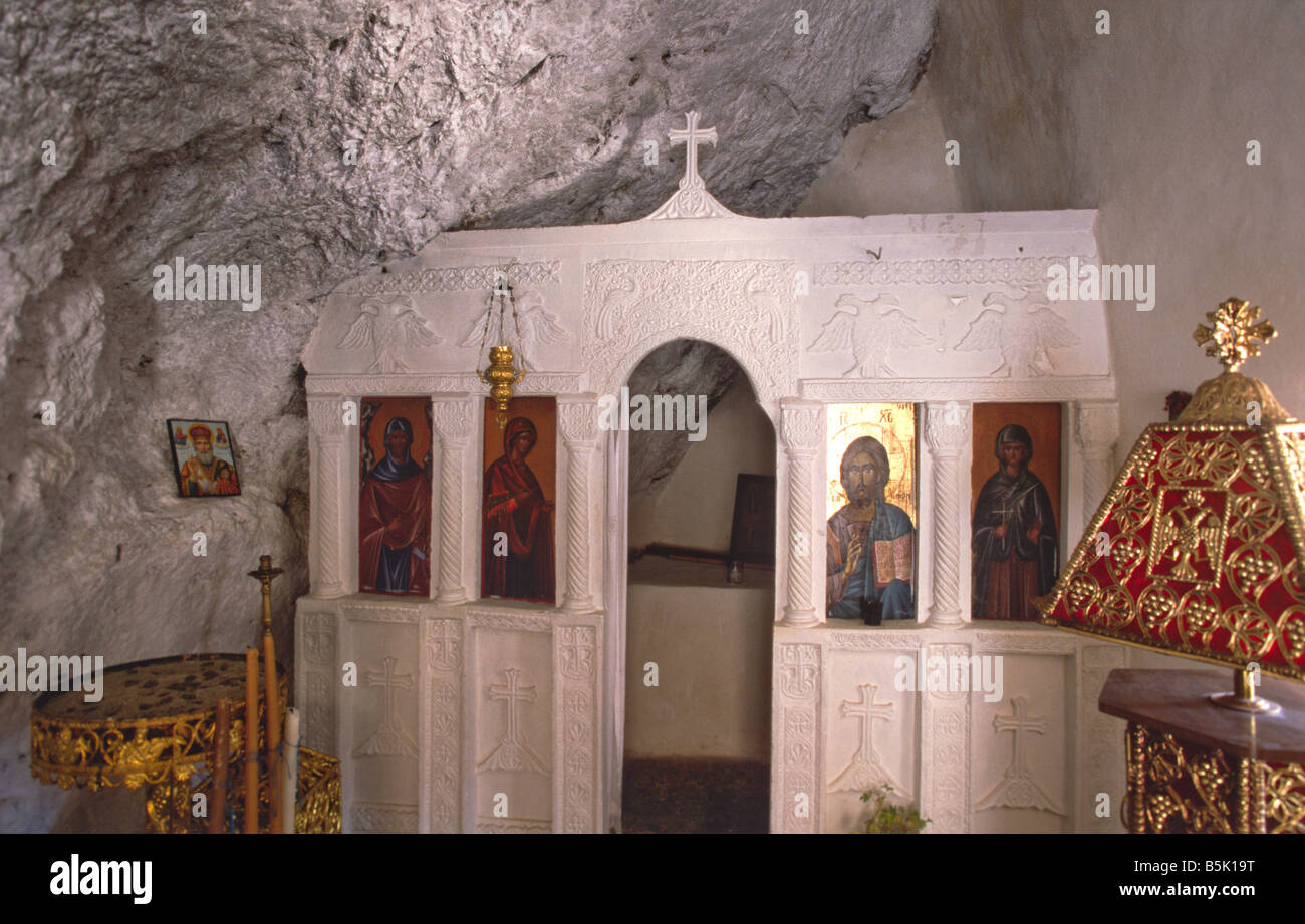 Kiriaka hi-res stock photography and images - Alamy