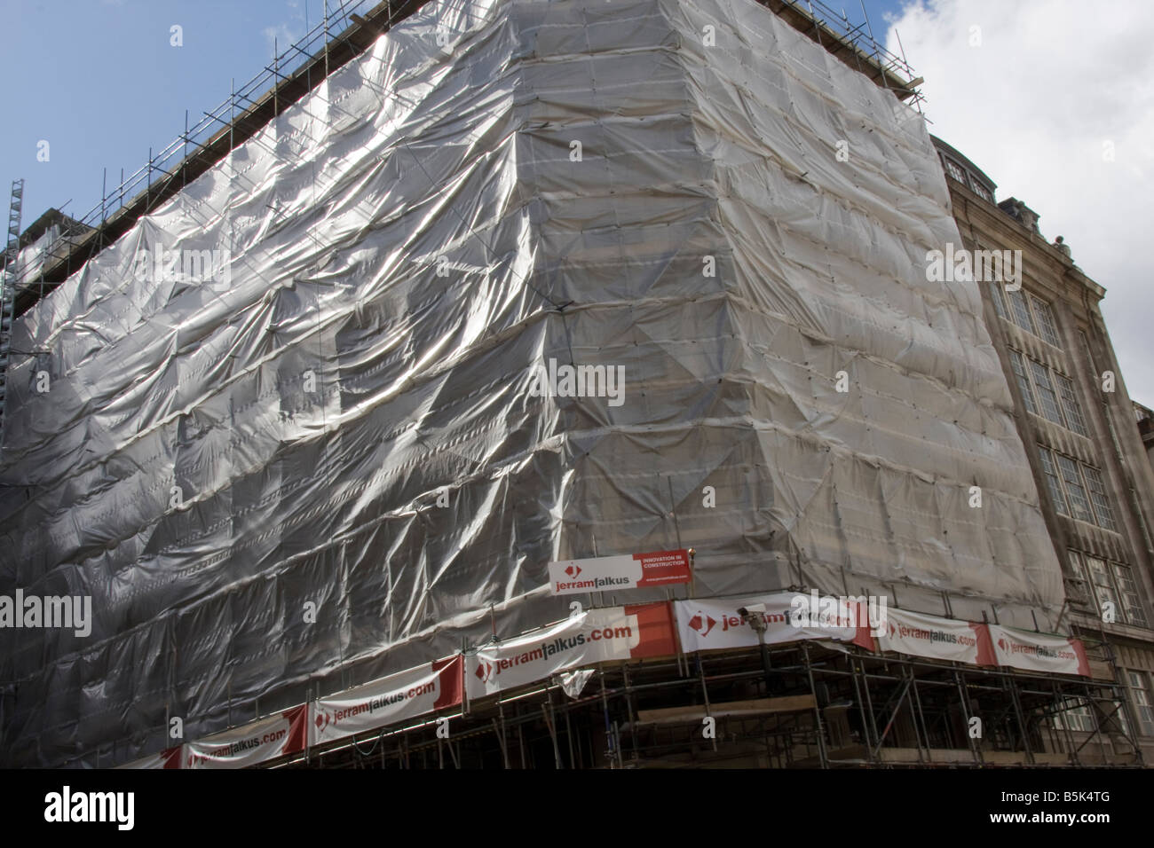 Regeneration in london hi-res stock photography and images - Alamy
