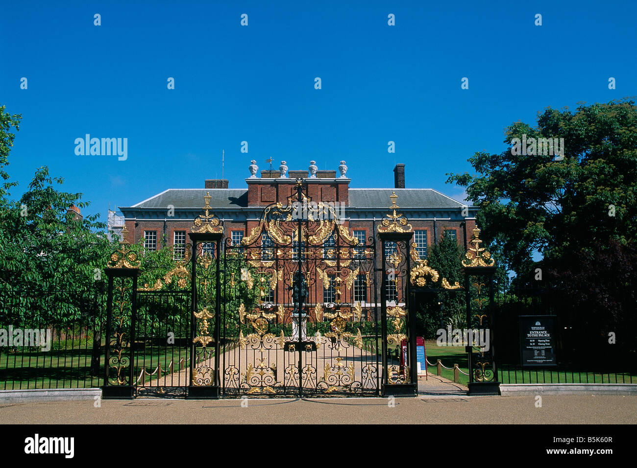 British mansion designs hi-res stock photography and images - Alamy