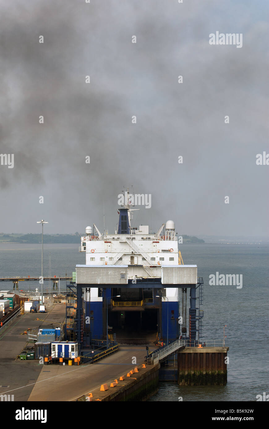 Stena Line Ro-Ro lorry ferry loading cargo at Harwich International ...