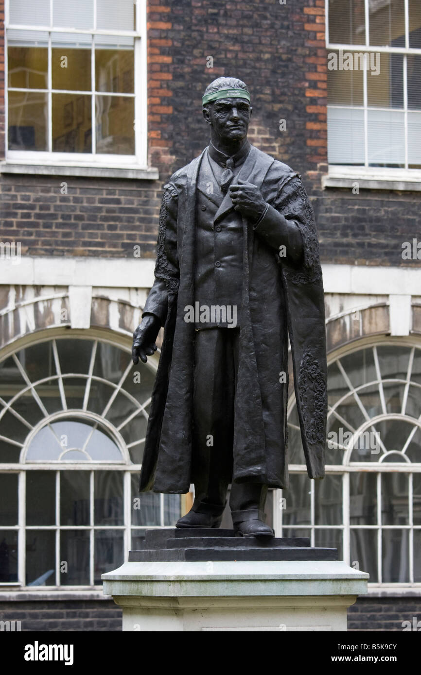 Viscount nuffield hi-res stock photography and images - Alamy