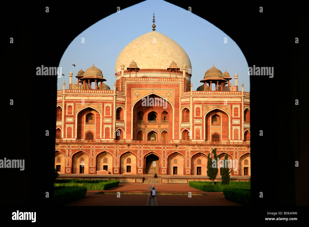 Humayun's tomb construction hi-res stock photography and images - Alamy