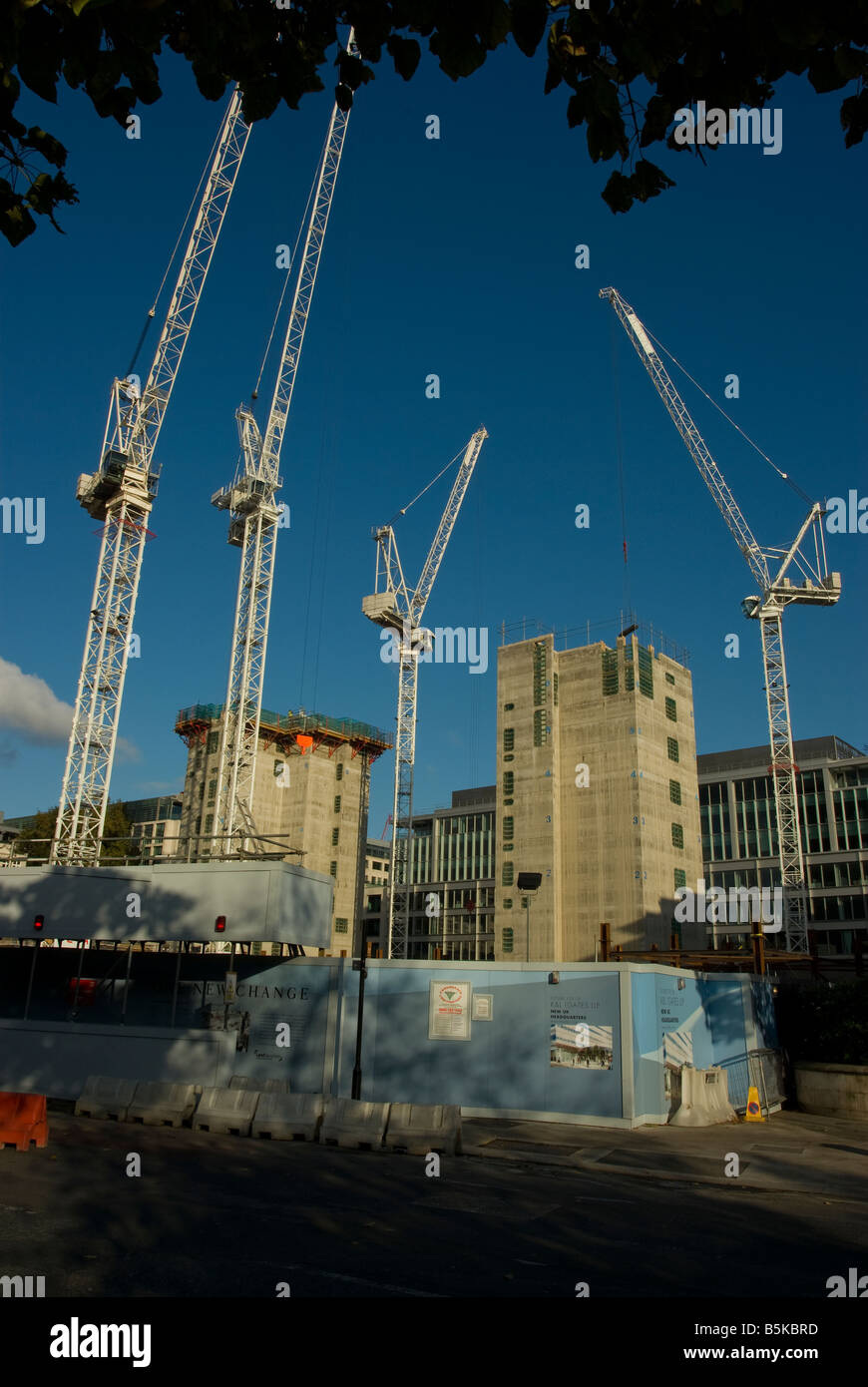 Evolving city hi-res stock photography and images - Alamy