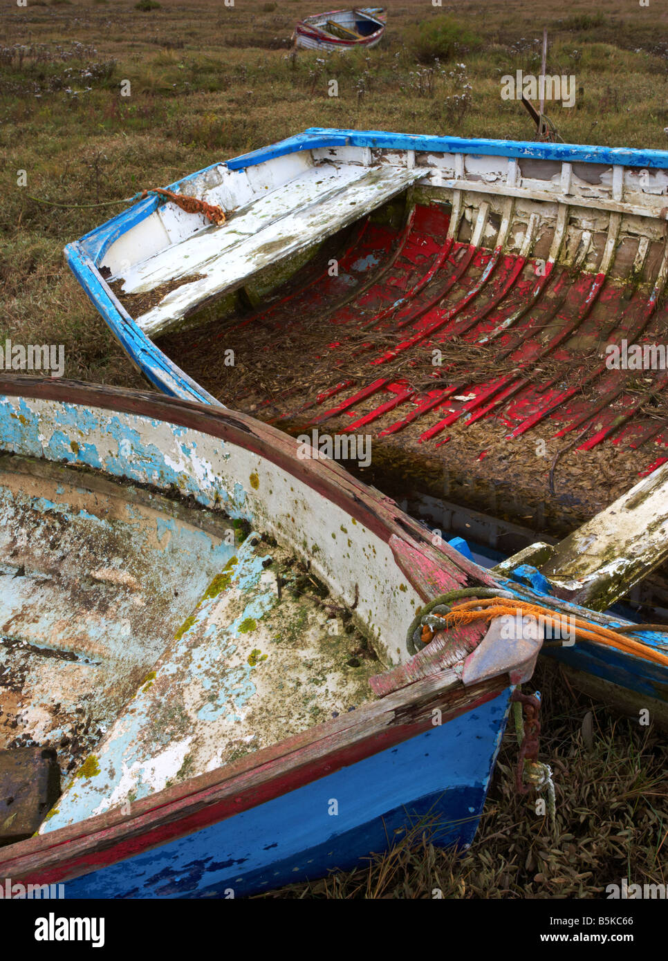 Norfolk abandoned boat boats hi-res stock photography and images - Alamy