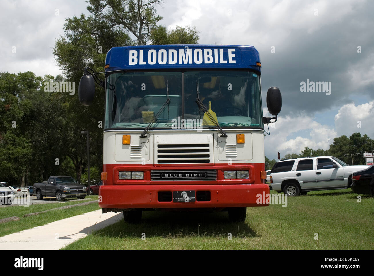 Bloodmobile hi-res stock photography and images - Alamy