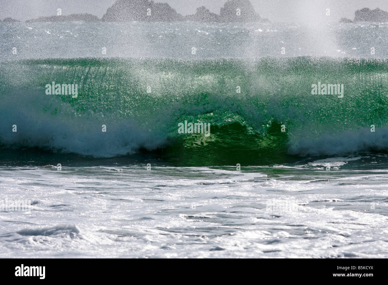 Breaking waves, Cornwall, UK Stock Photo - Alamy