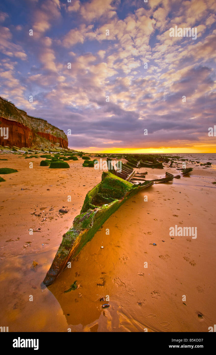 Hunstanton ship wreck hi-res stock photography and images - Alamy