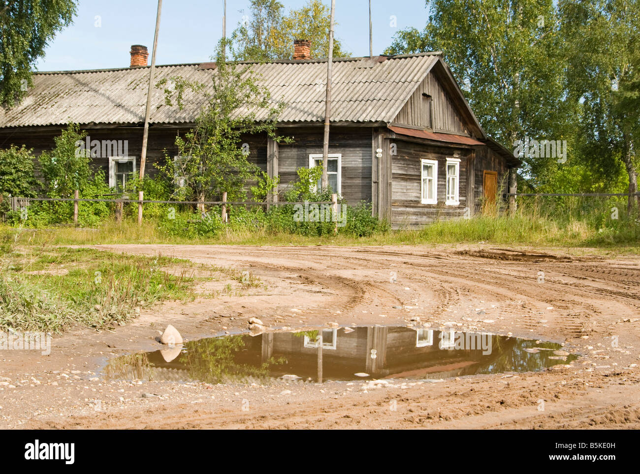 Russia dacha hi-res stock photography and images - Alamy