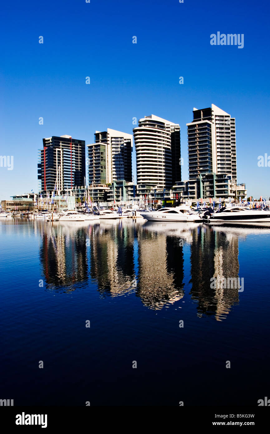 Melbourne Docklands / The NewQuay Residential and Marina Precinct in ...