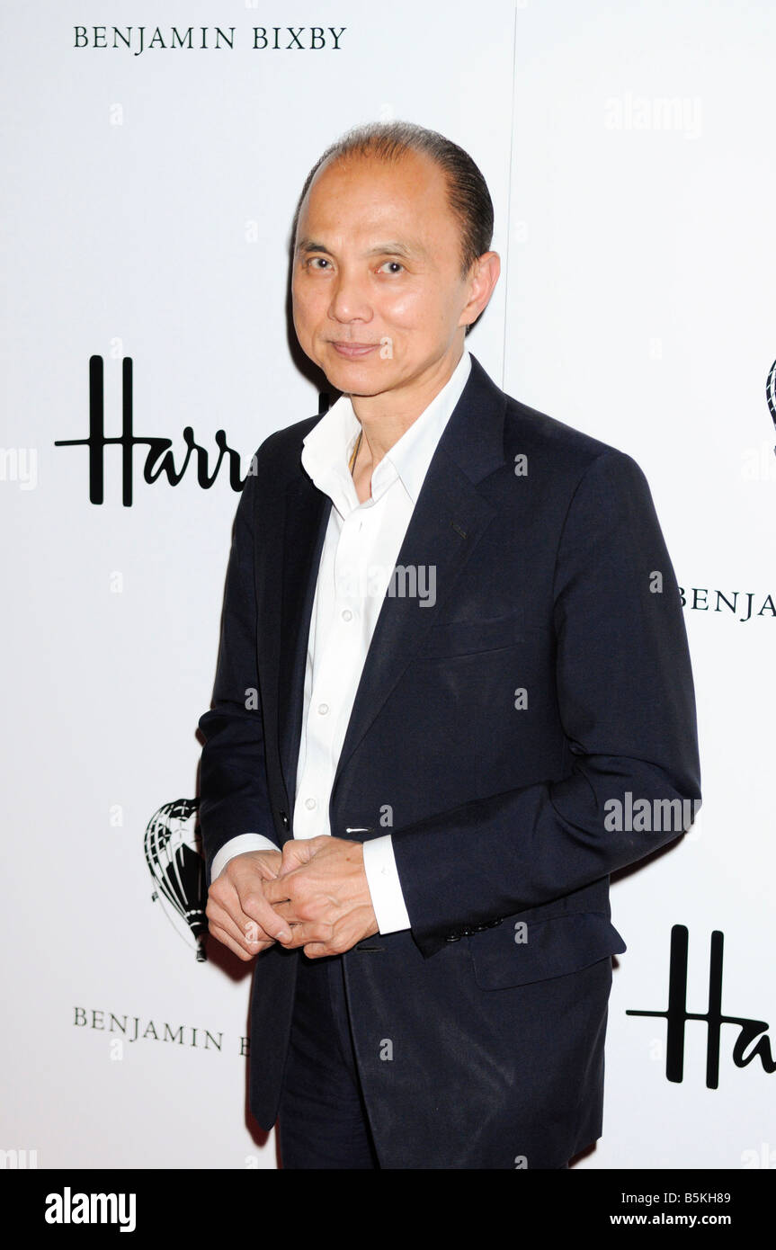 Jimmy choo launch hi-res stock photography and images - Alamy