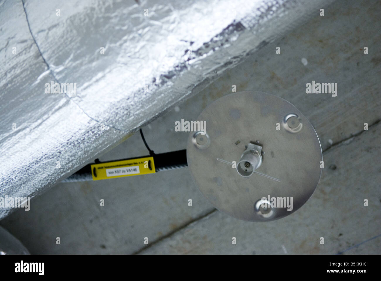 mobile transmitter, indoor repeater Stock Photo - Alamy