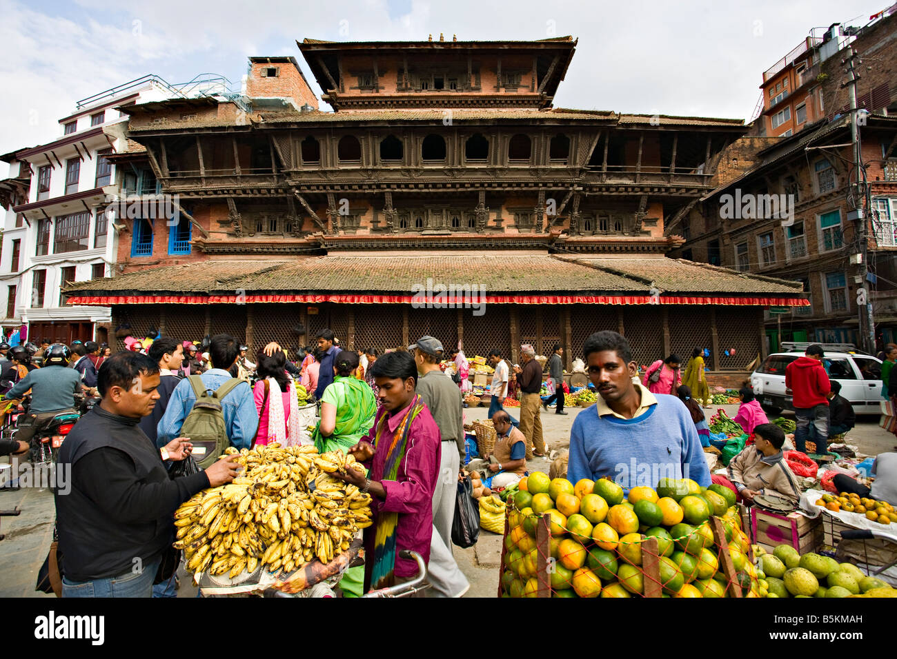 Kasthamandap temple hi-res stock photography and images - Alamy