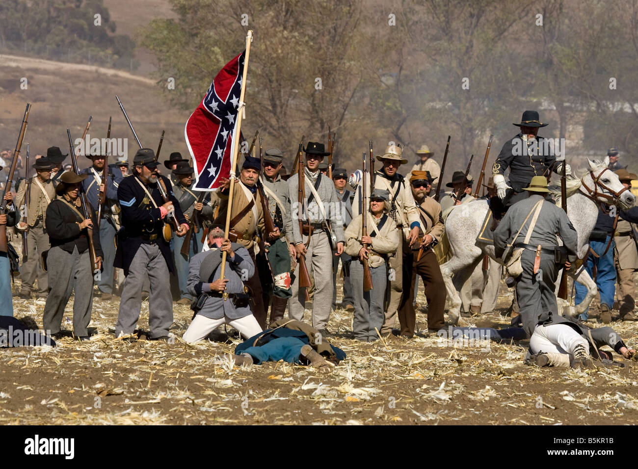 Confederate soldiers hi-res stock photography and images - Alamy