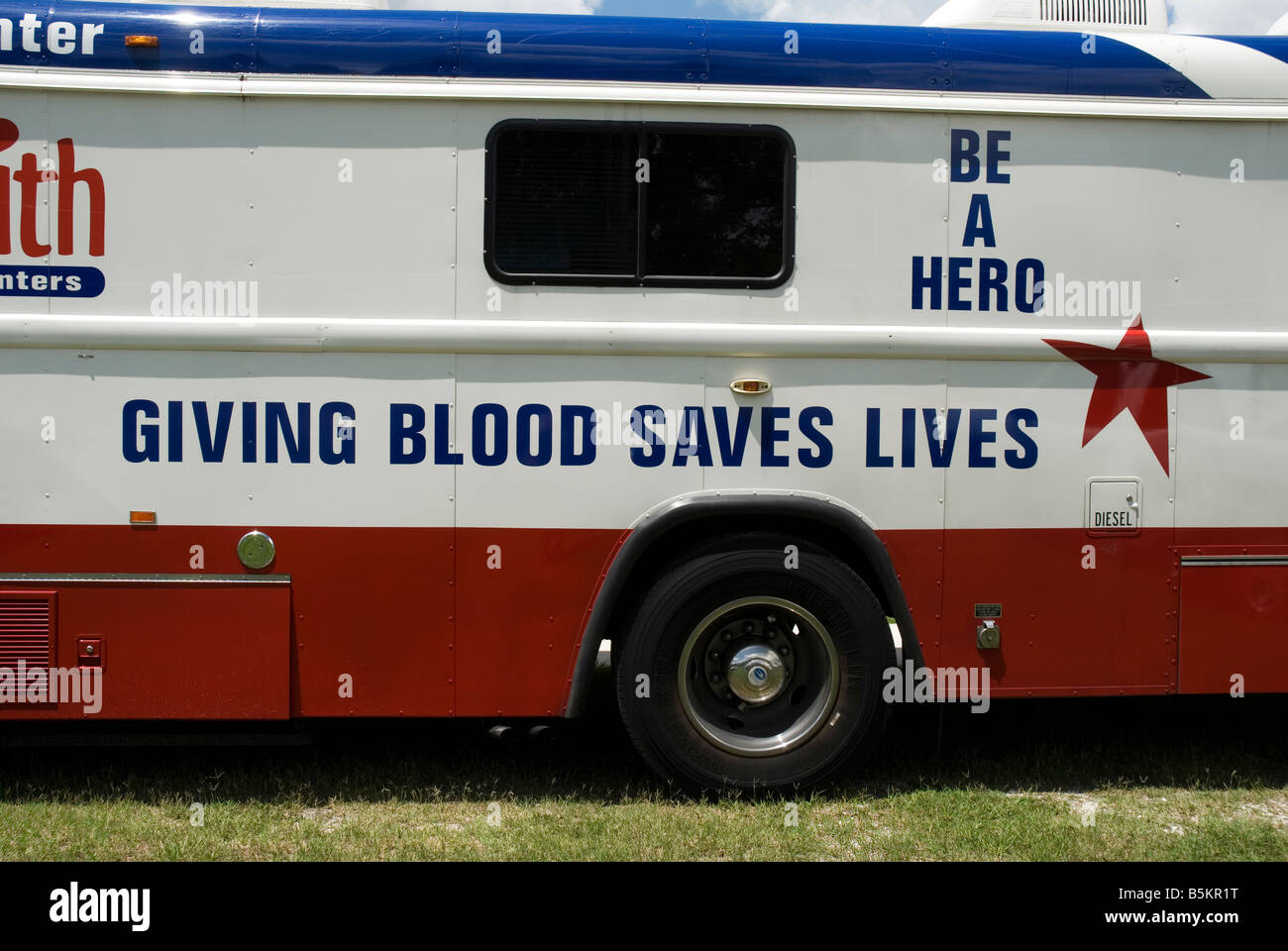 Bloodmobile hi-res stock photography and images - Alamy