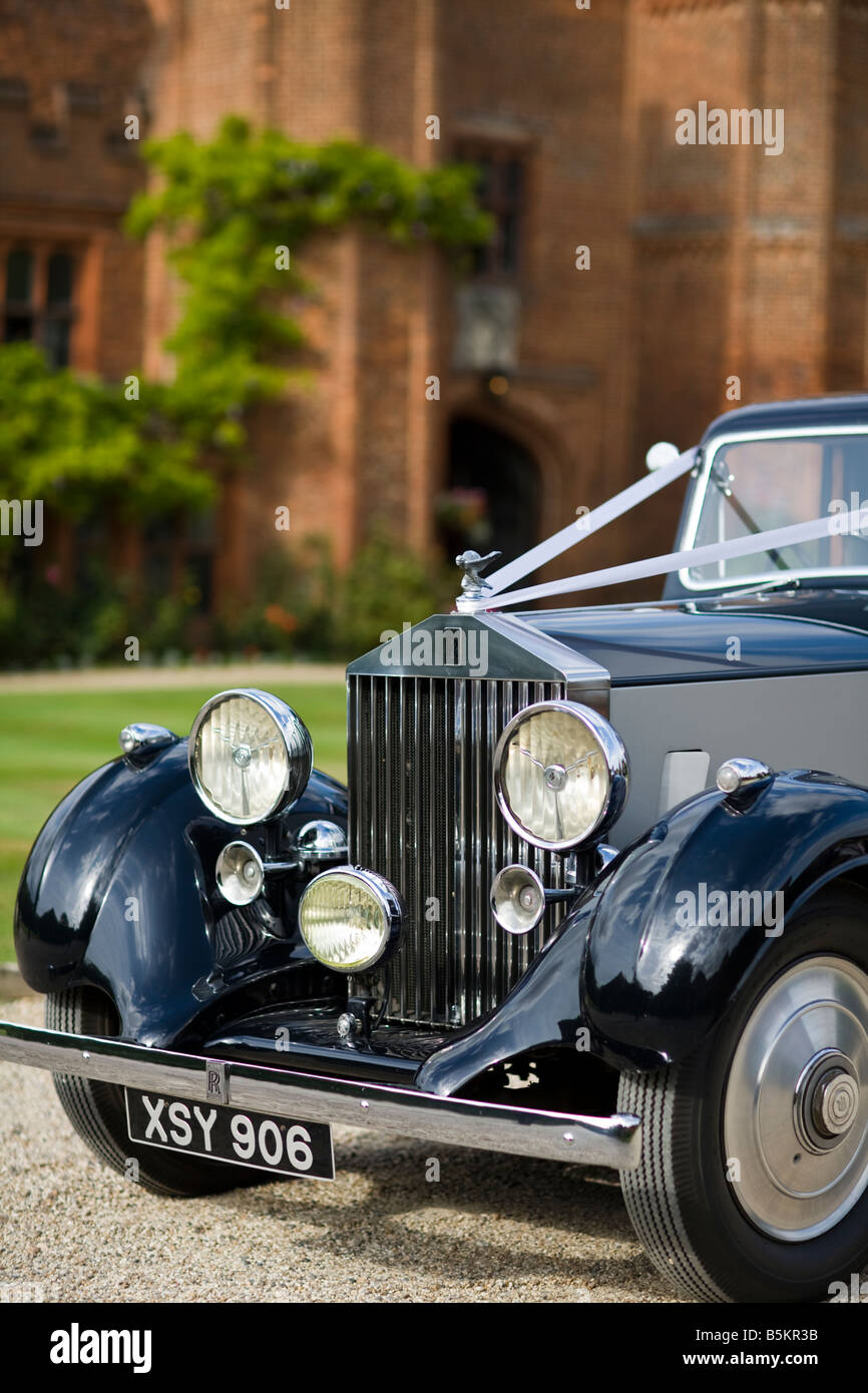 Classic rolls royce wedding car hi-res stock photography and images - Alamy