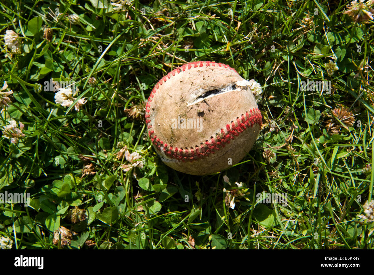 Old worn out baseball hi-res stock photography and images - Alamy