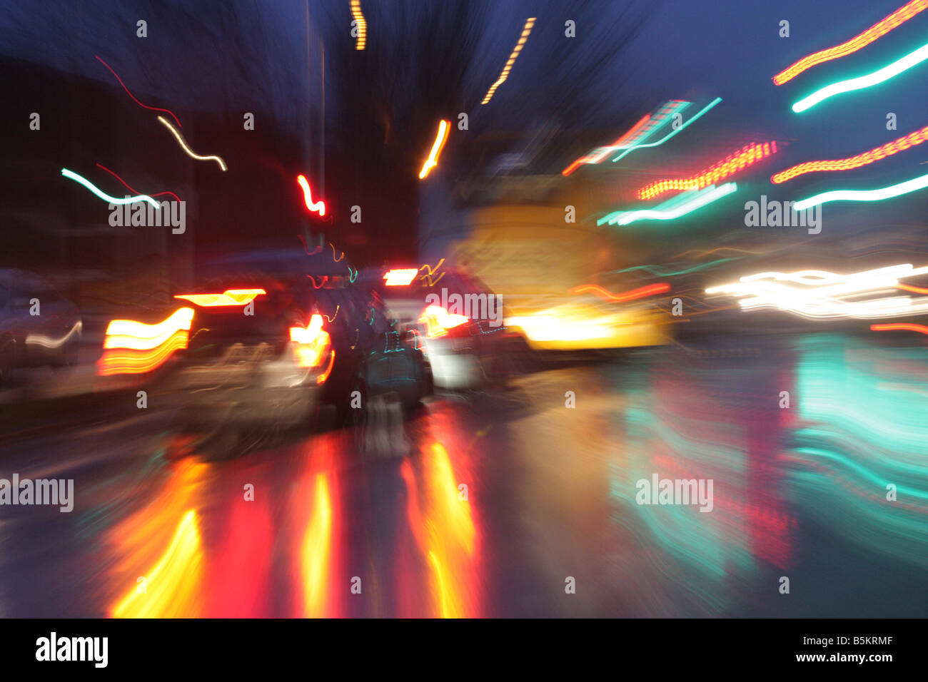 Cars zooming hi-res stock photography and images - Alamy