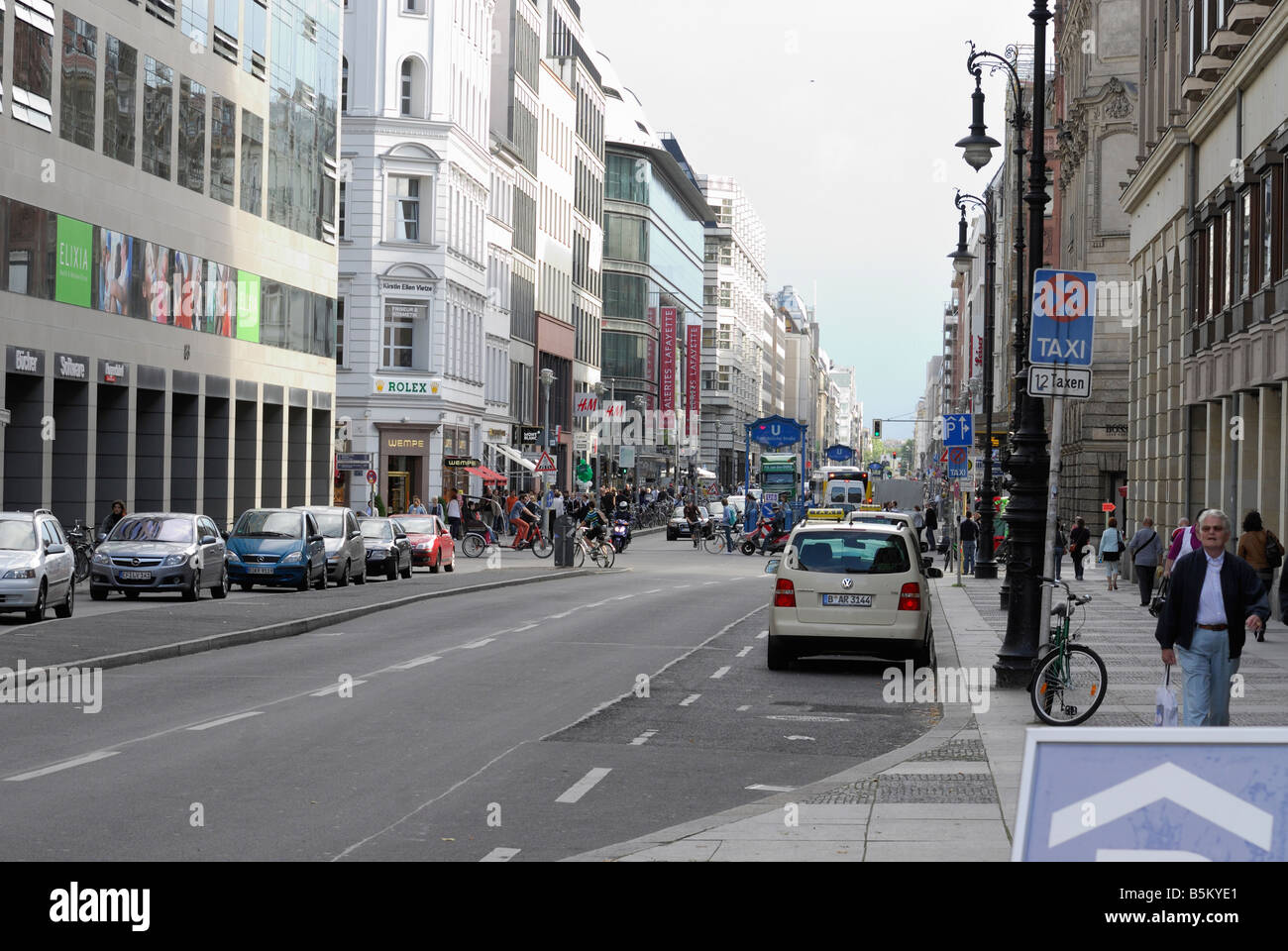 Franzoesische street hi-res stock photography and images - Alamy