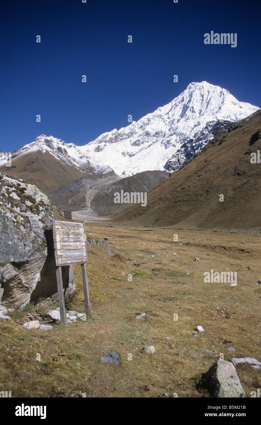 Cordillera vilcabamba hi-res stock photography and images - Alamy