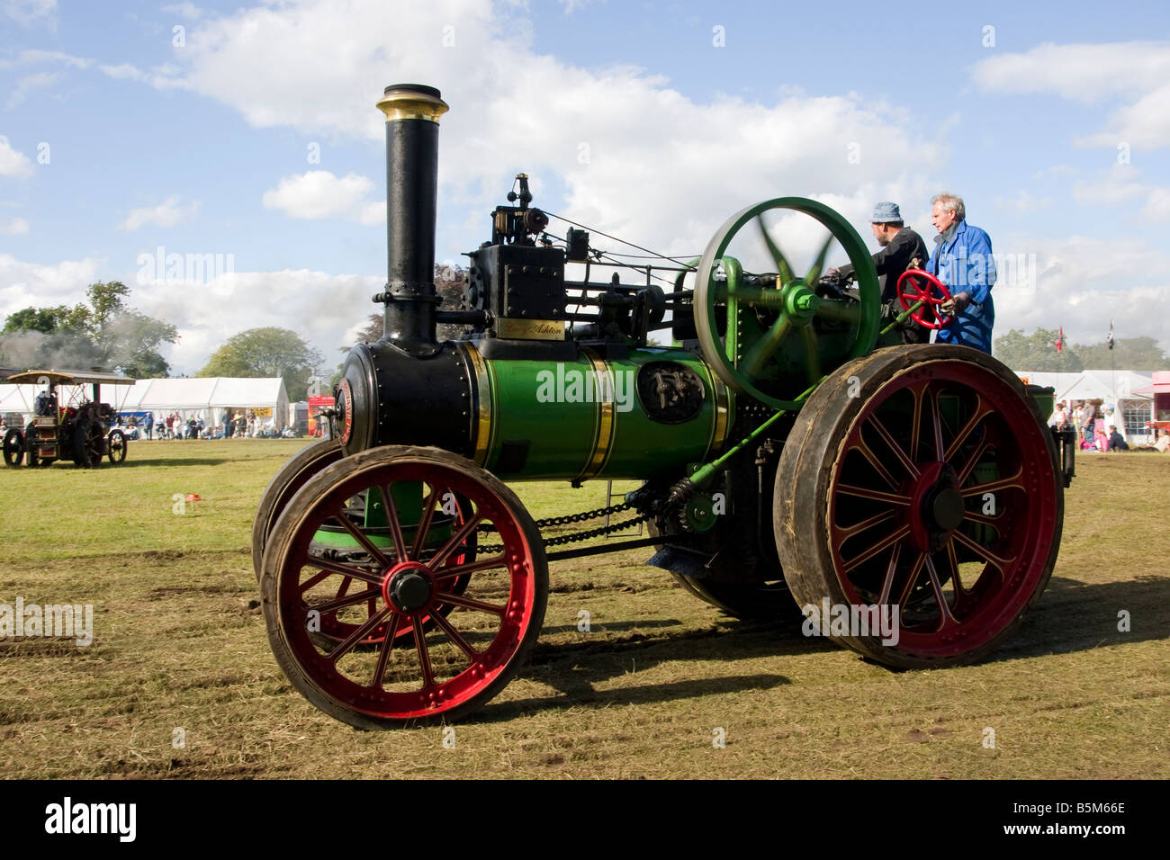 Traction engine in hi-res stock photography and images - Alamy