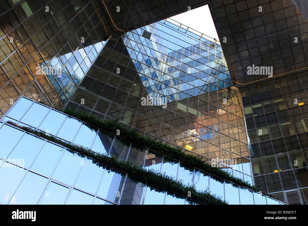 Reflections in Number 1 London Bridge building, London, UK Stock Photo ...