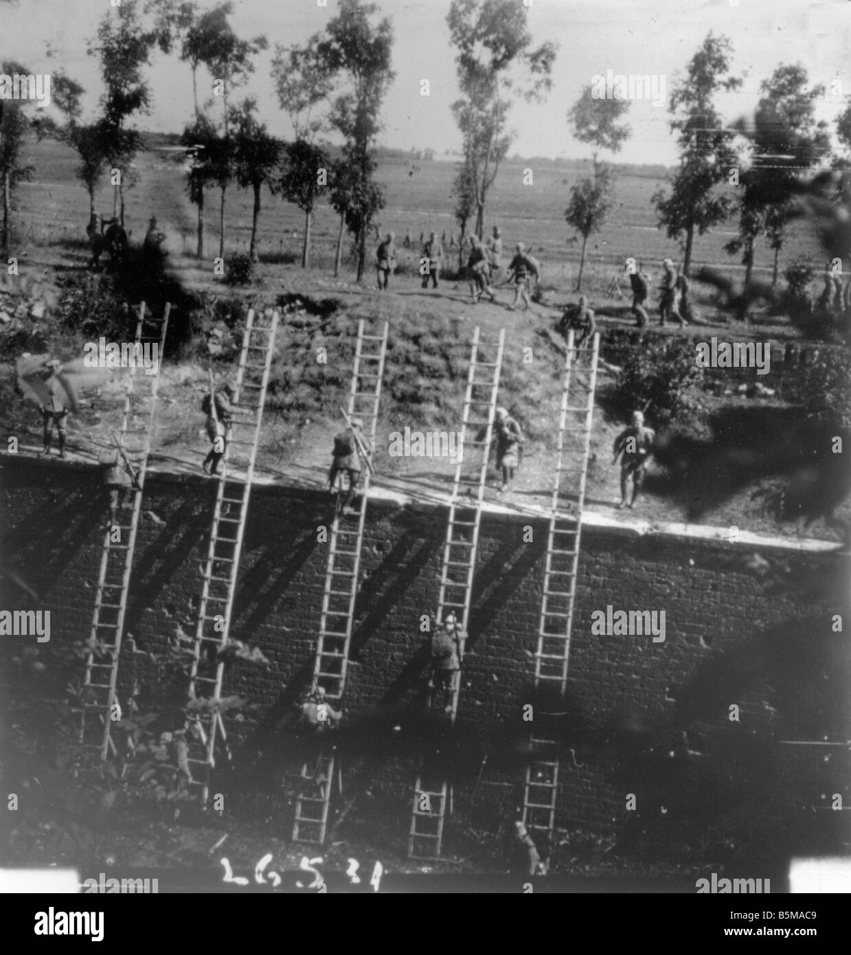 2 G55 W1 1916 36 Western Front Taking of Bezonvaux History World War ...