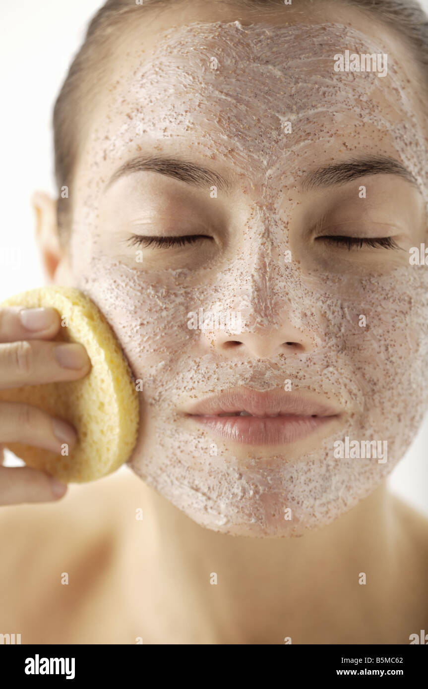 A woman getting a facial Stock Photo - Alamy
