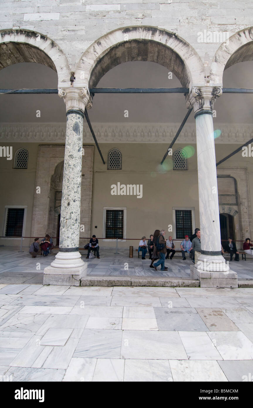 Turkey istanbul topkapi palace columns hi-res stock photography and ...