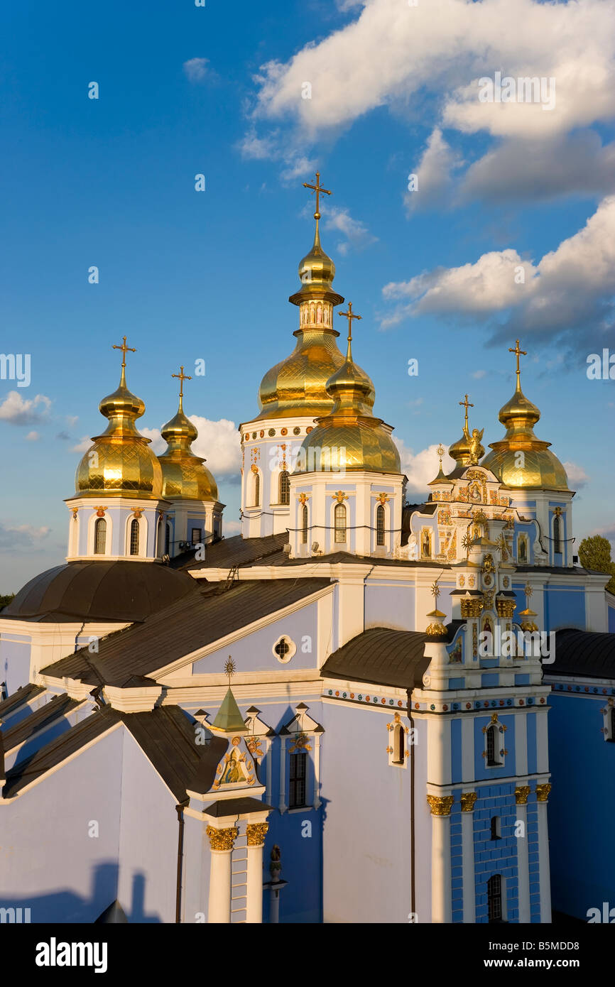 Architecture kyiv ukraine st michaels hi-res stock photography and ...