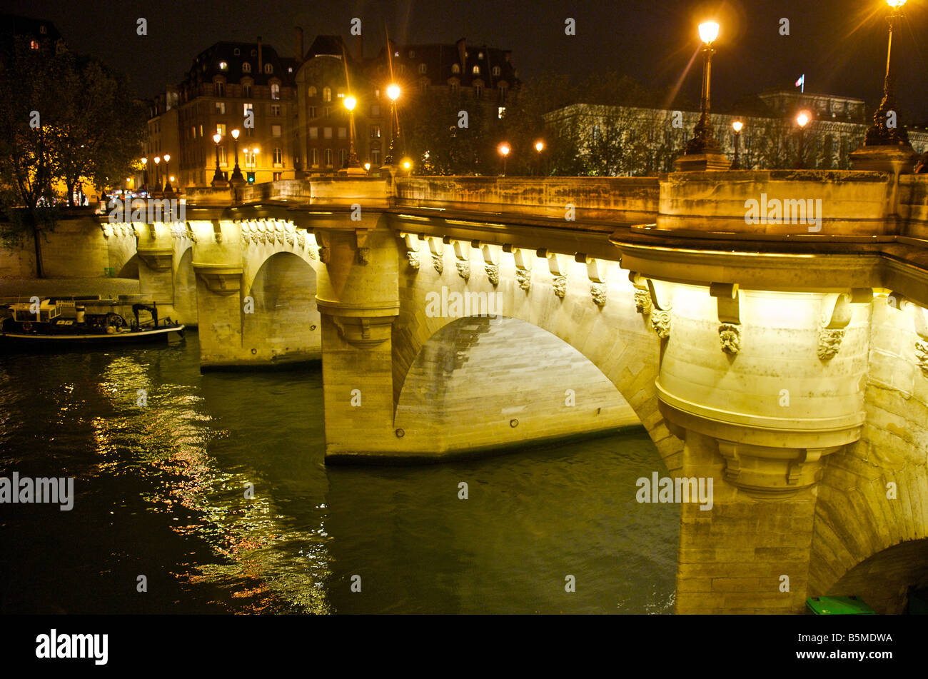 Paris Pont Neuf bridge by night Stock Photo - Alamy