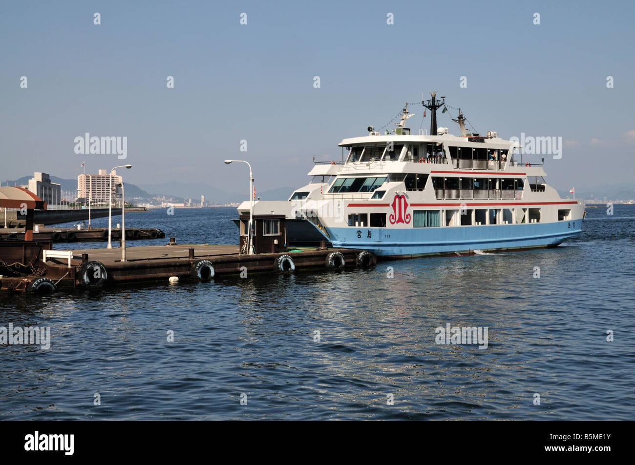 Japanese island ferry hi-res stock photography and images - Alamy