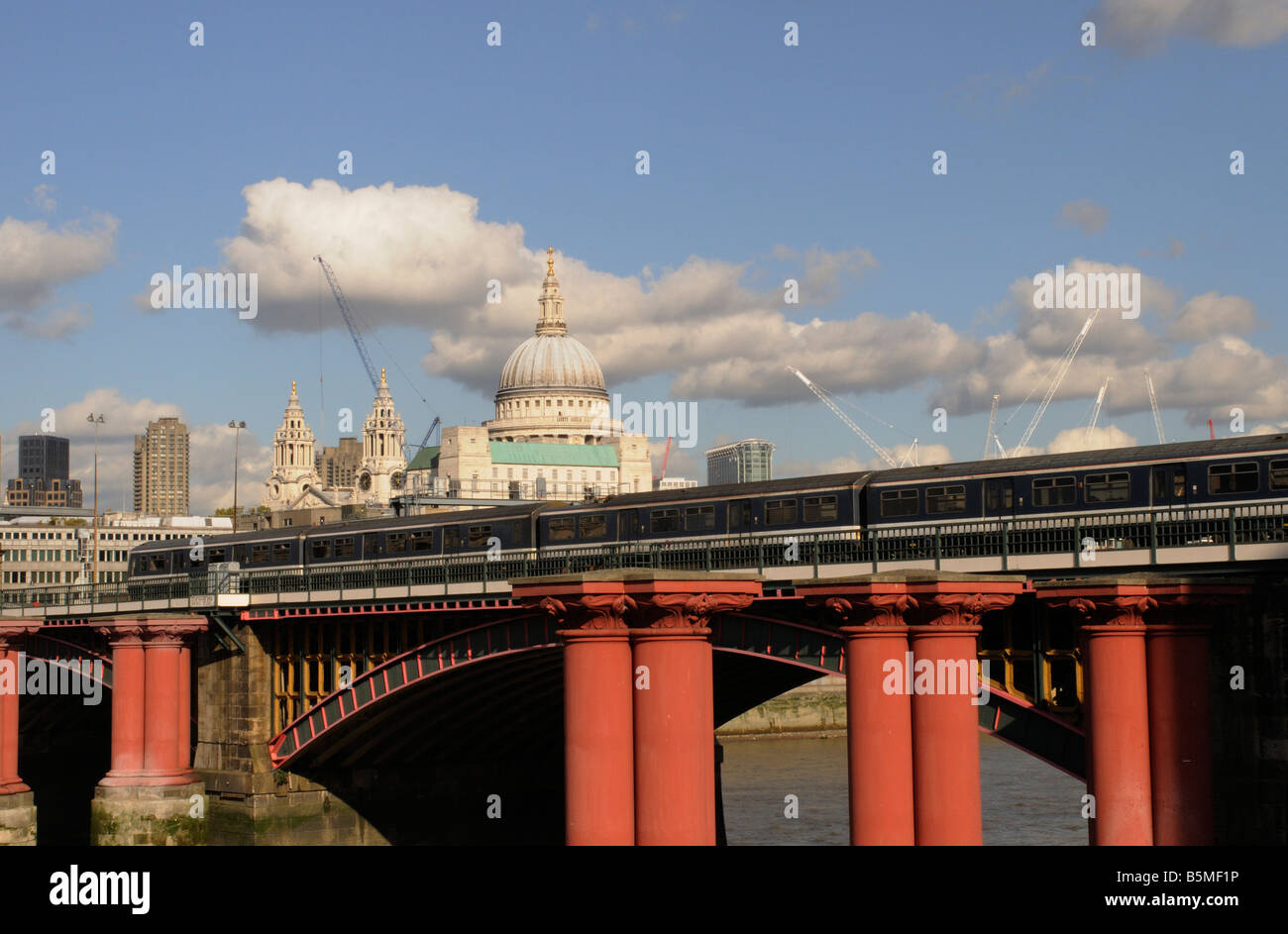 Train crossing Blackfriars Bridge London UK Stock Photo - Alamy