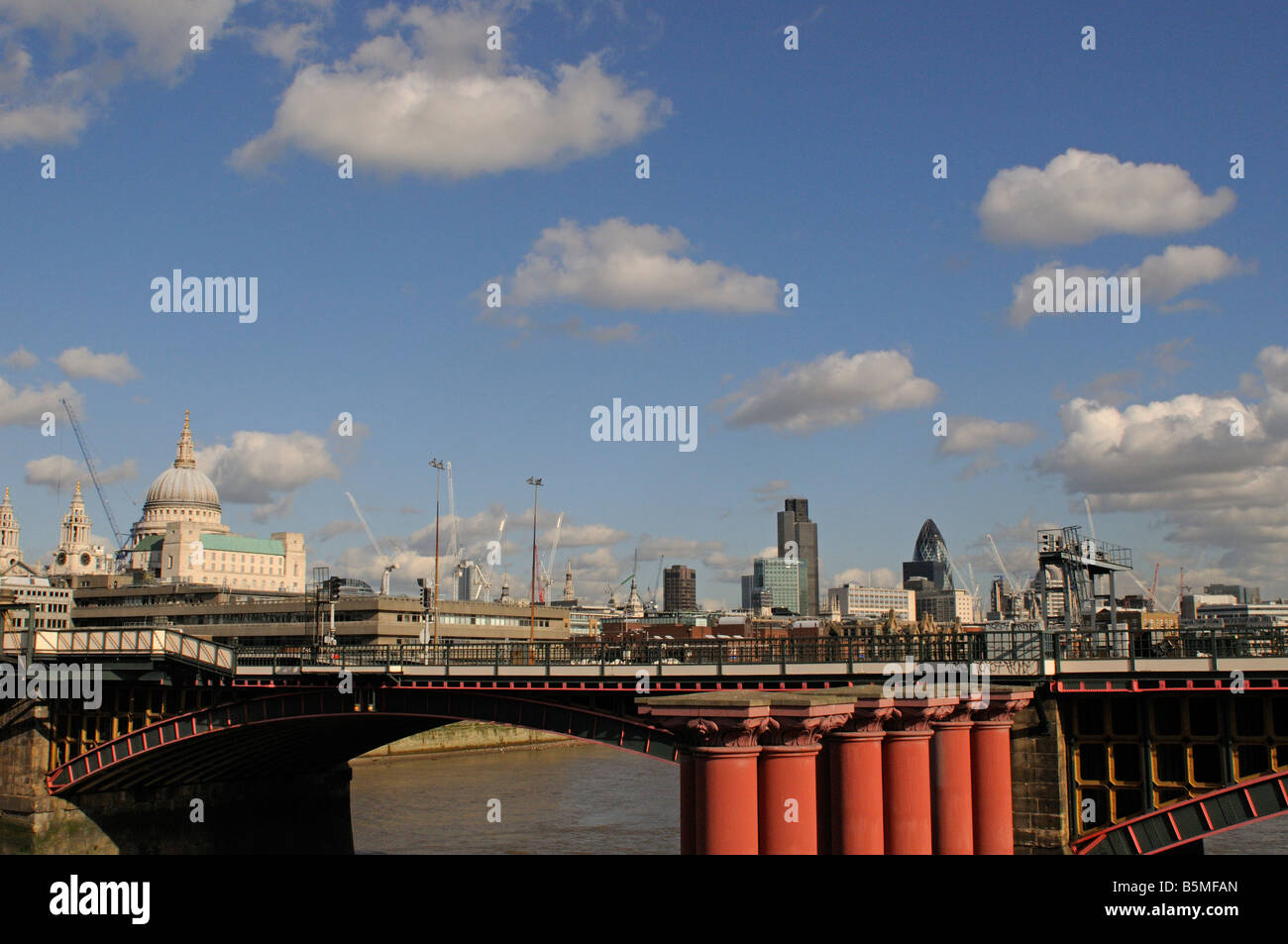 Train crossing Blackfriars Bridge London UK Stock Photo - Alamy