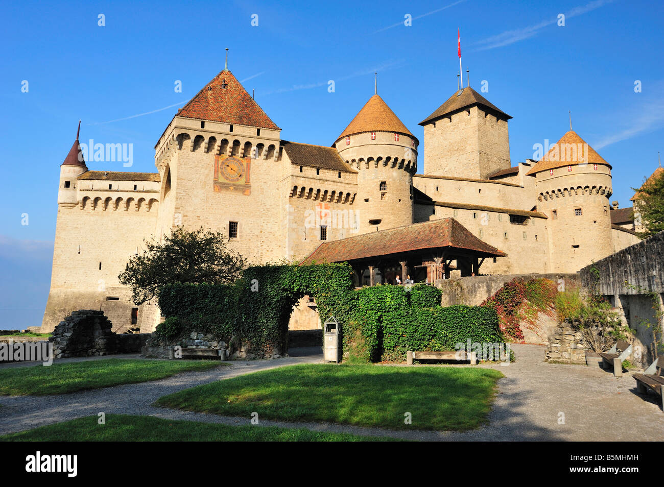 Chillon Castle, Veytaux, Canton of Vaud, Switzerland Stock Photo - Alamy