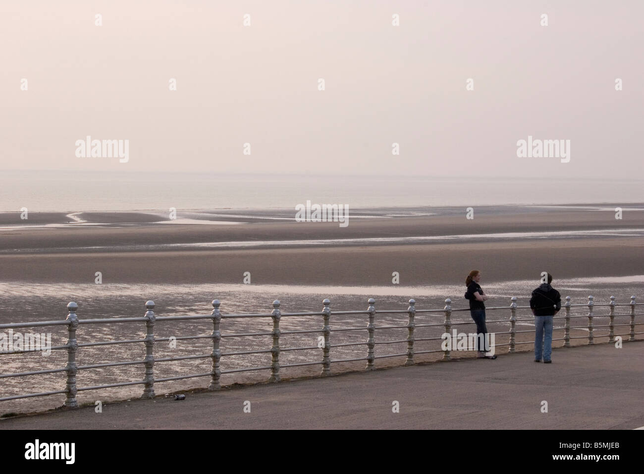 Blackpool beach in winter Stock Photo - Alamy