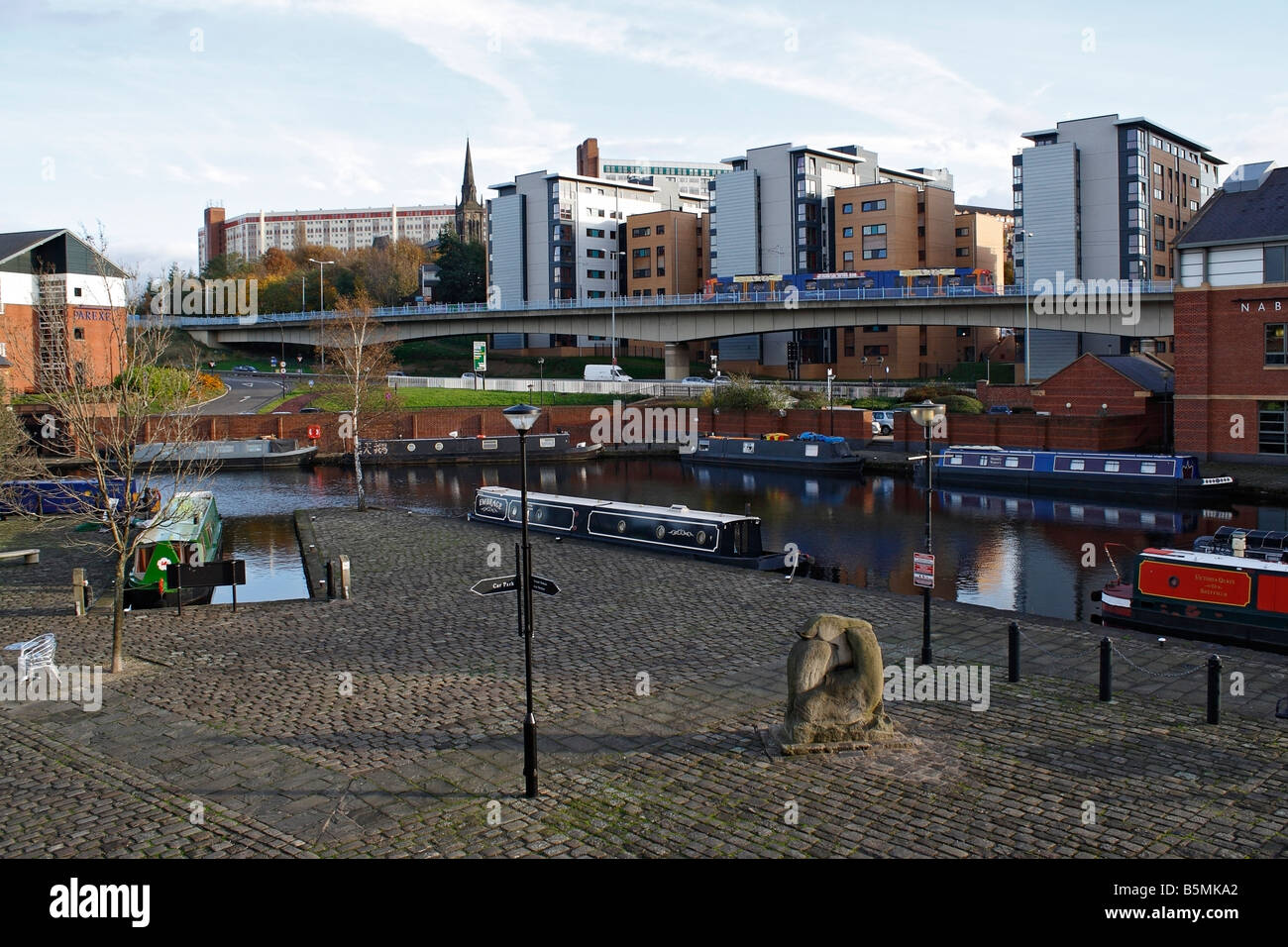 Victoria quays canal basin hi-res stock photography and images - Alamy