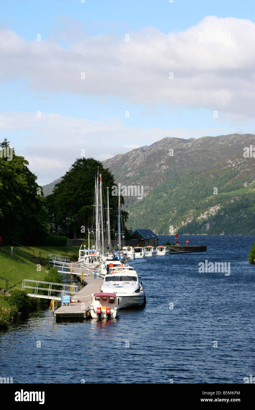 Loch ness holiday hi-res stock photography and images - Alamy