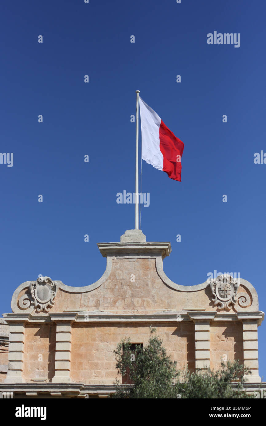 Gate flag hi-res stock photography and images - Alamy