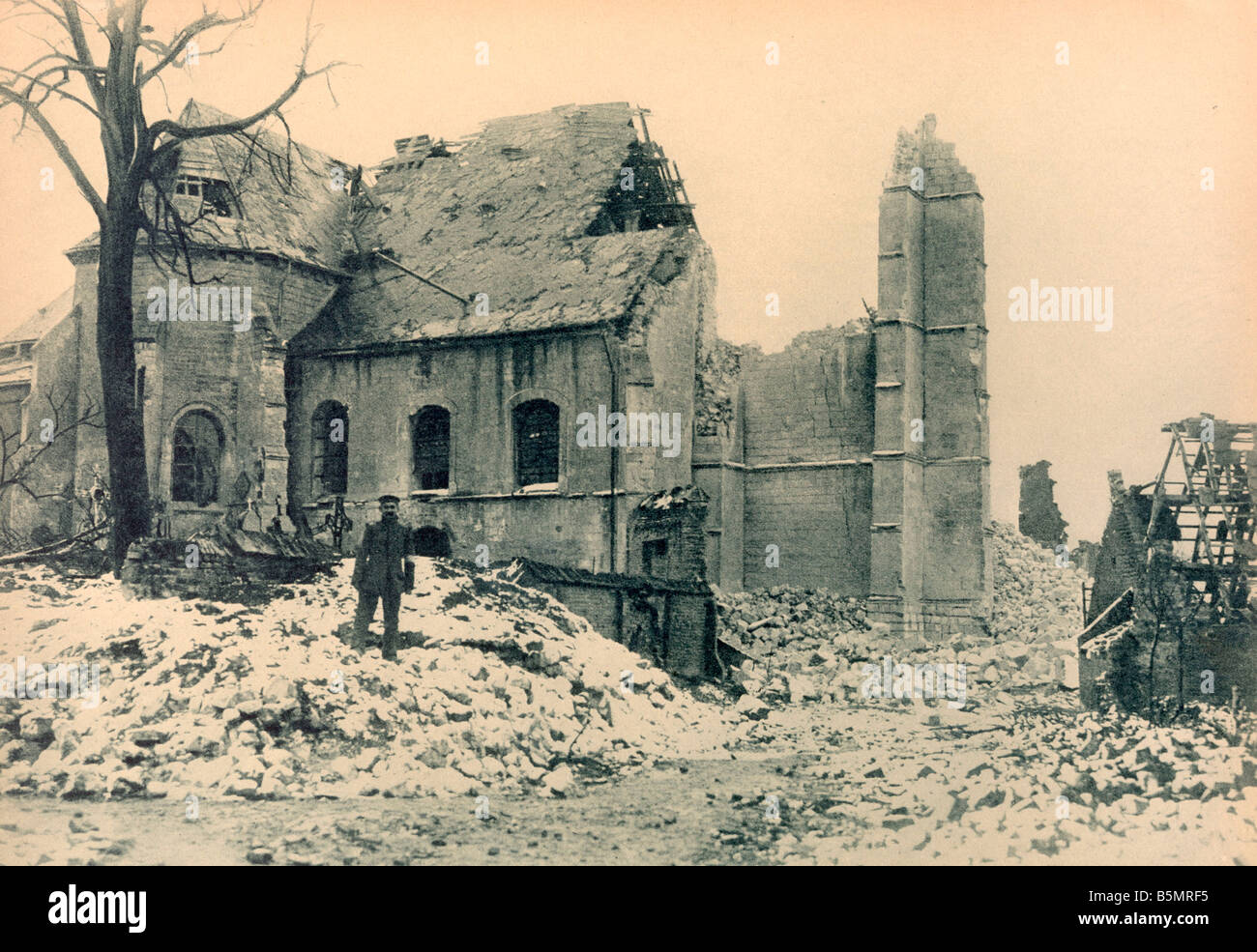 9 1917 11 20 A2 29 E WW1 Battle of Cambrai destruction World War 1 1914 ...