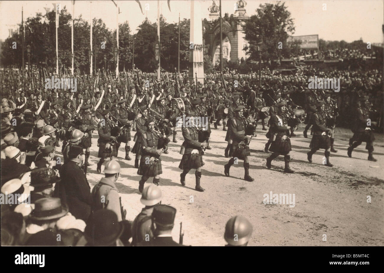 Paris 14 july 1919 parade hi-res stock photography and images - Alamy