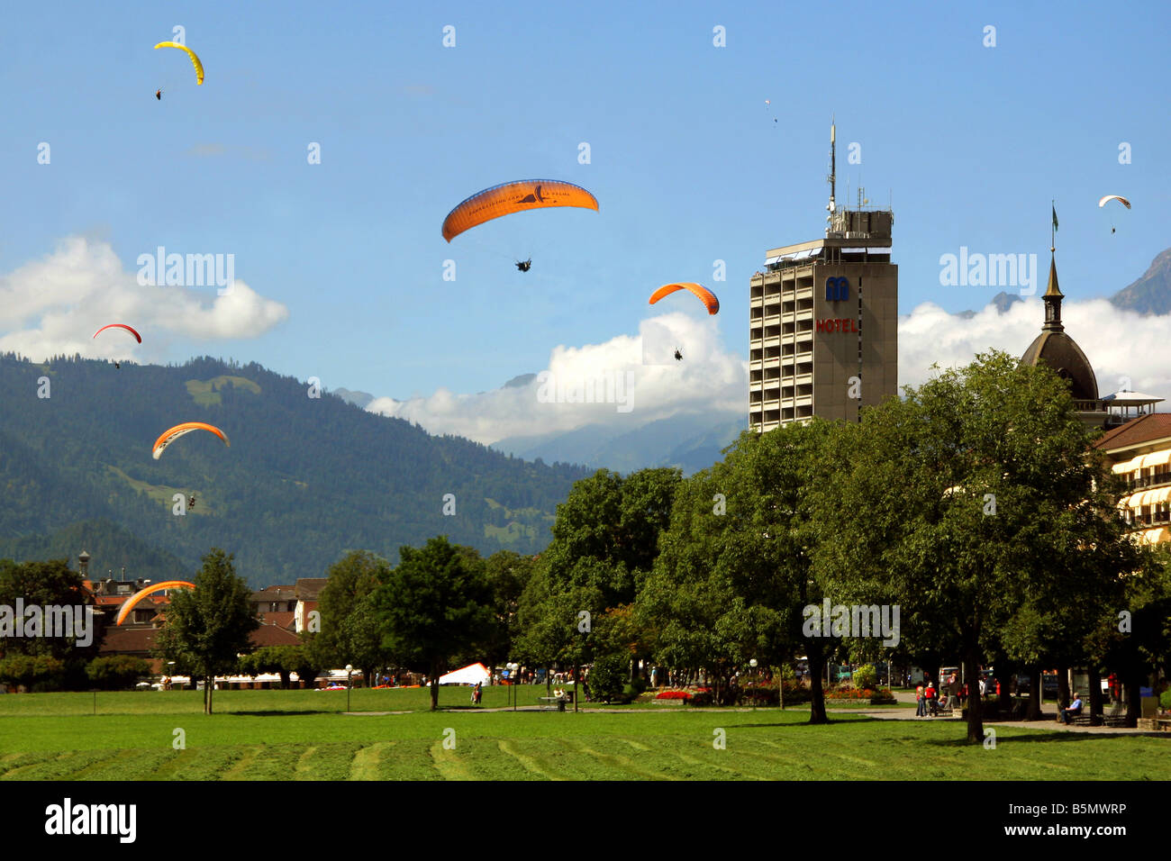 Paradigling hi-res stock photography and images - Alamy