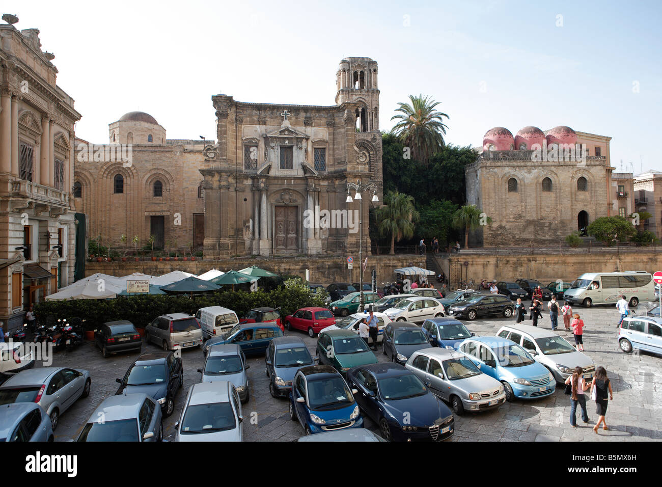 Piazza Bellini with La Martorana and San Cataldo, Palermo, Sicily Stock ...