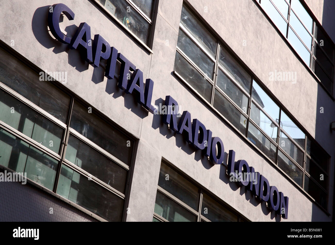 Capital radio london hi-res stock photography and images - Alamy