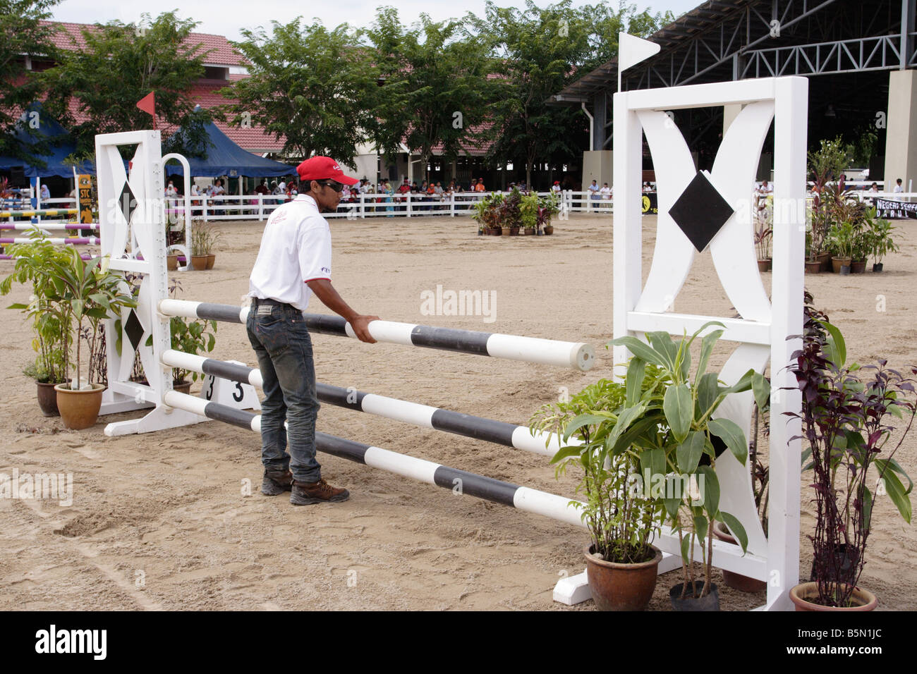 Show jumping competition hi-res stock photography and images - Alamy
