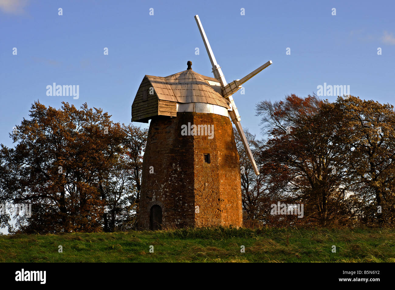 Tysoe Windmill, Warwickshire, England, UK Stock Photo - Alamy