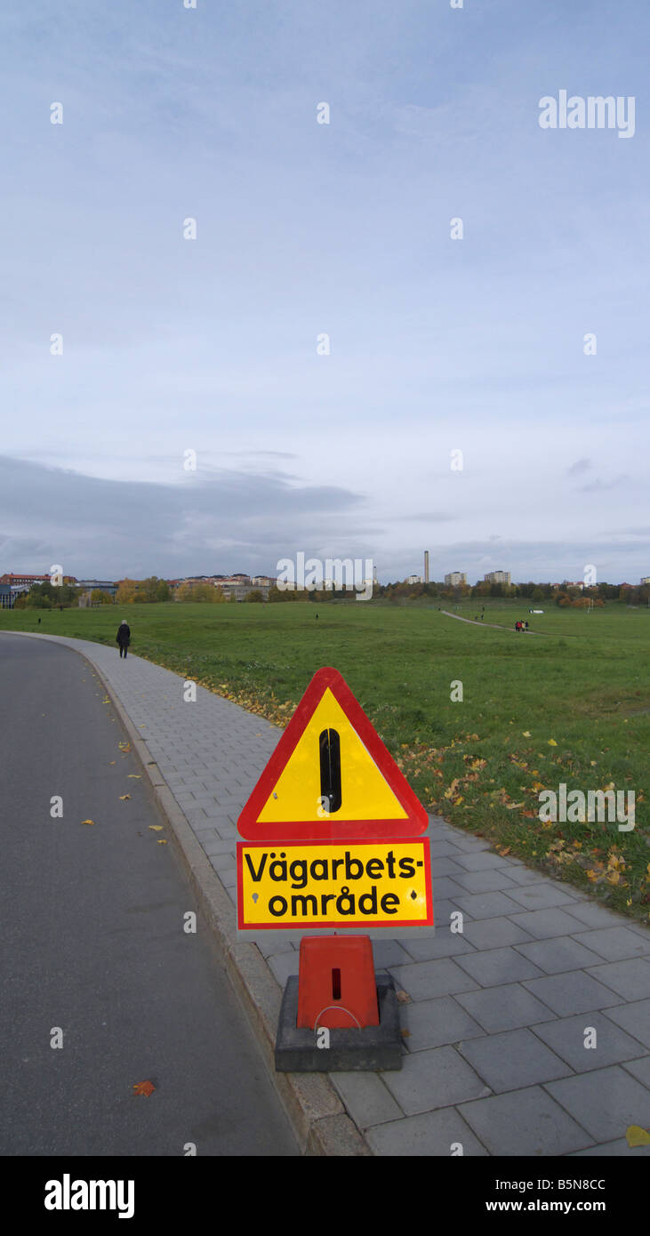 Varning sign hi-res stock photography and images - Alamy