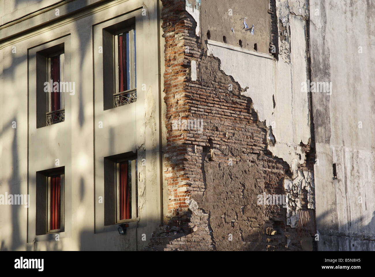 An oblique perspective of a residential building in central Santiago ...